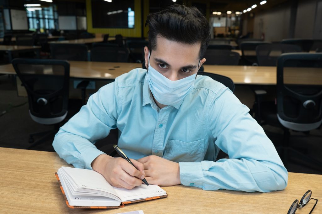 Man thinking about work - PixaHive