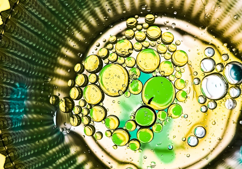 Oil in water - PixaHive