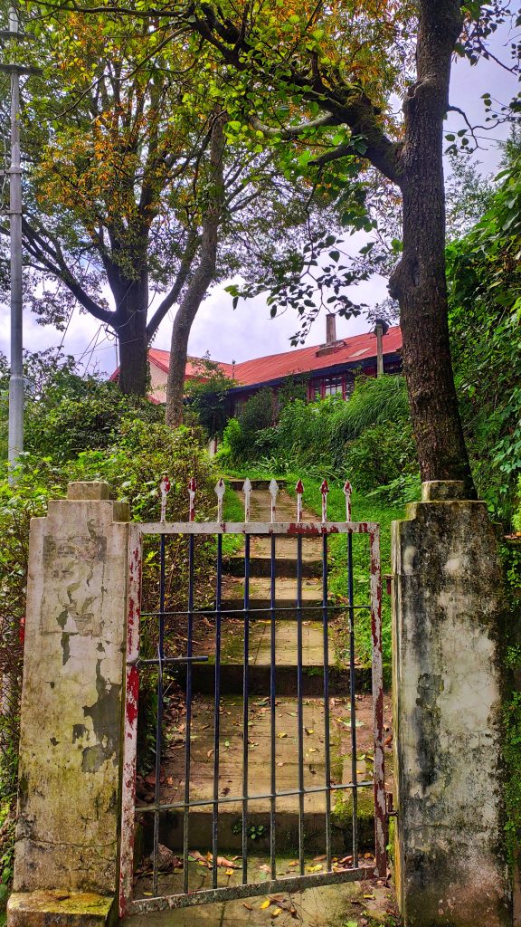 Old entry gate - PixaHive