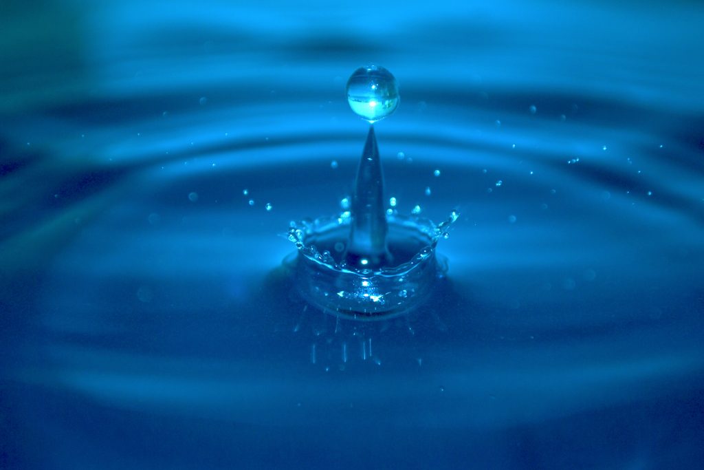 Perfect water drop - PixaHive
