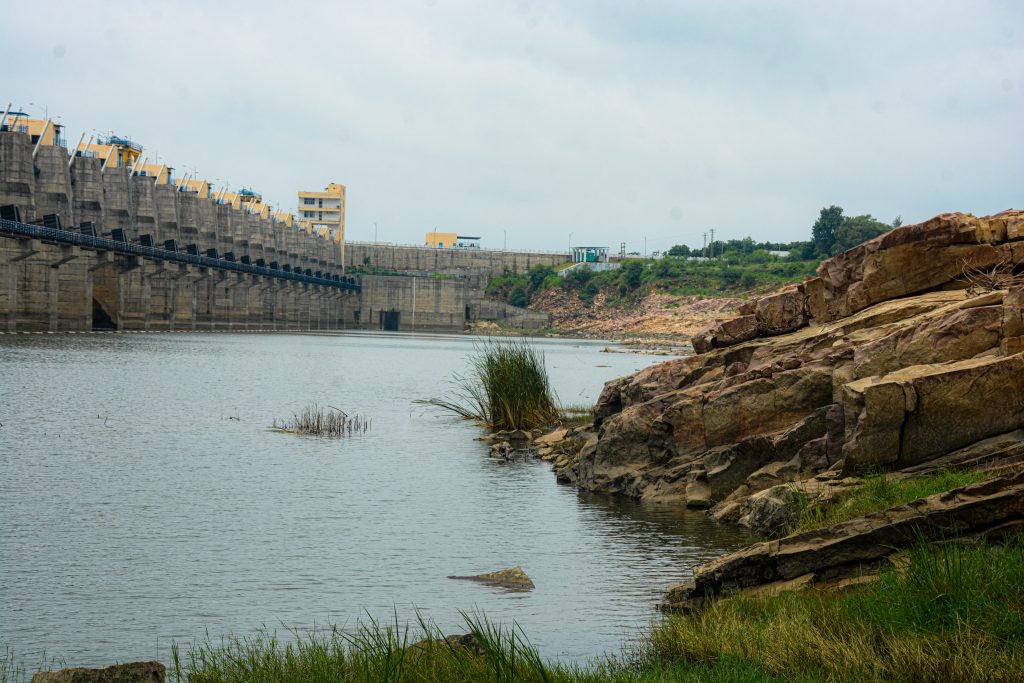 Reservoir of a dam - PixaHive