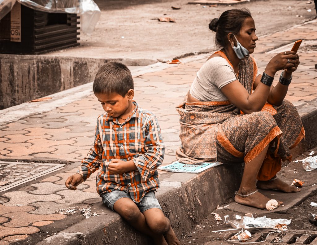 Roadside people - PixaHive