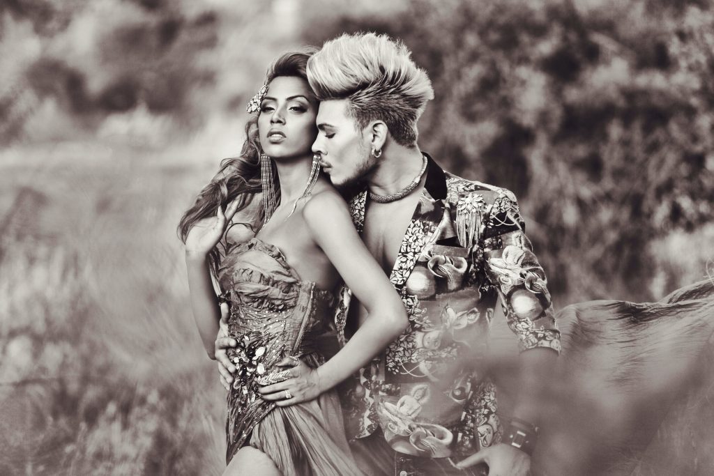 Romantic couple - PixaHive