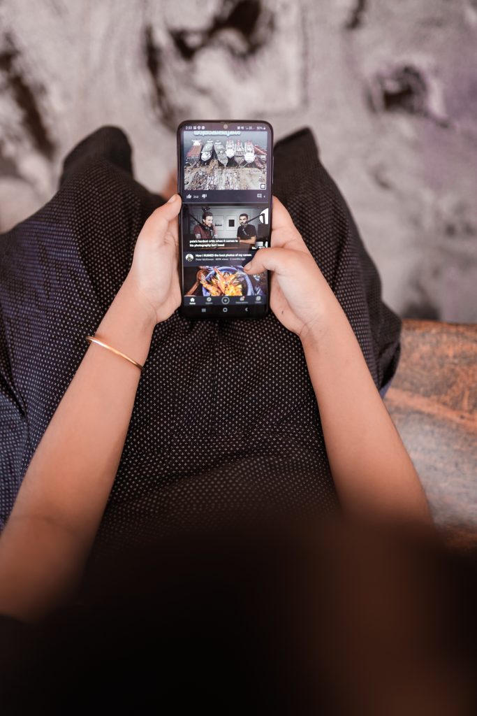 YouTube Addiction - PixaHive