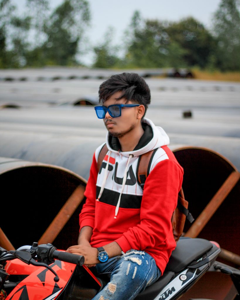 A bike rider - PixaHive