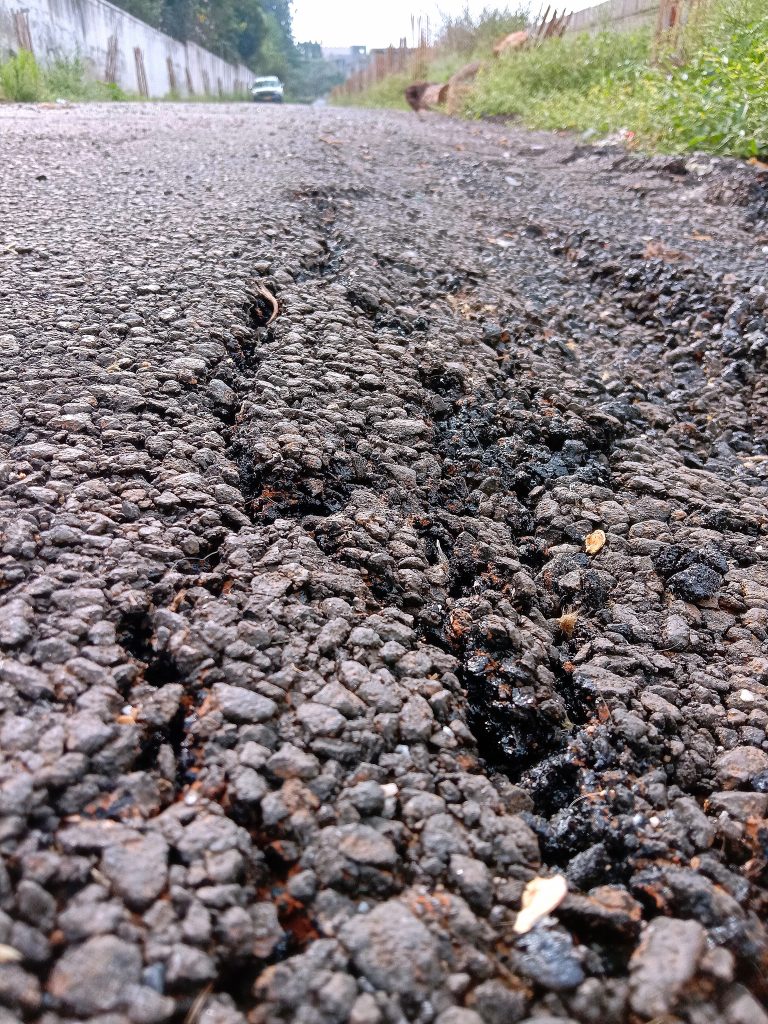 A broken road - PixaHive