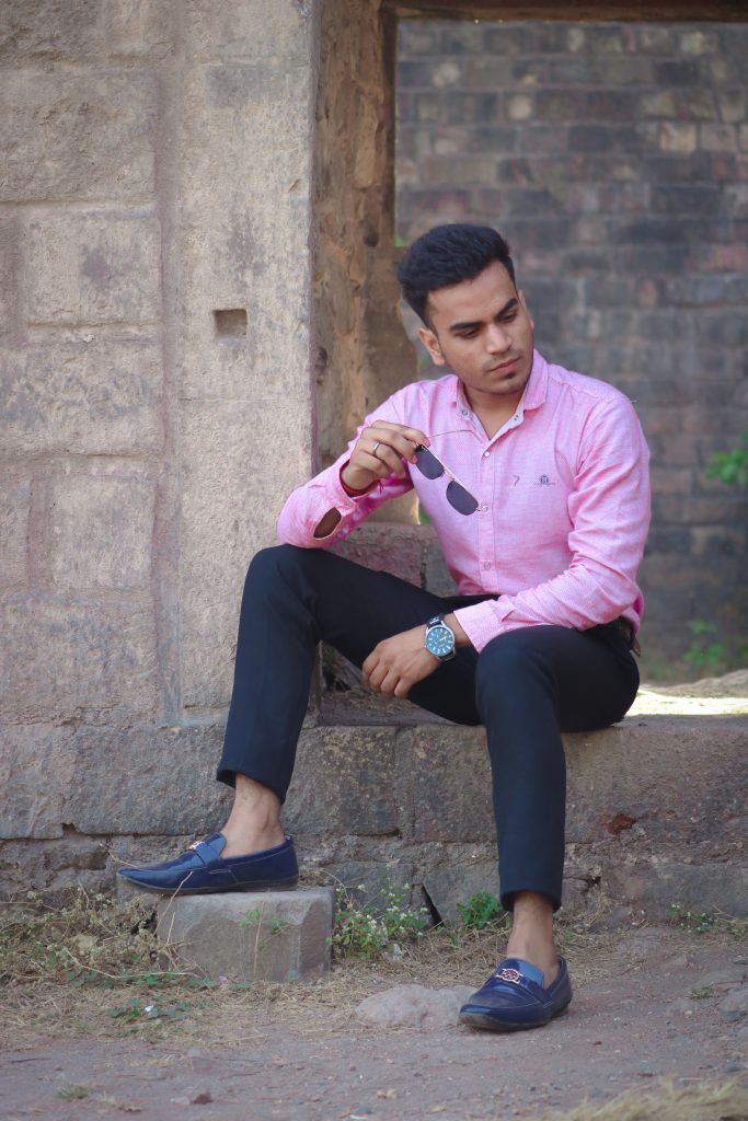 A male fashion model posing - PixaHive