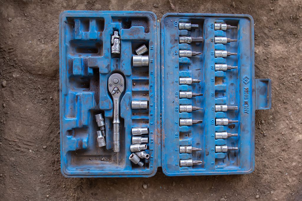 A mechanical tool box - PixaHive