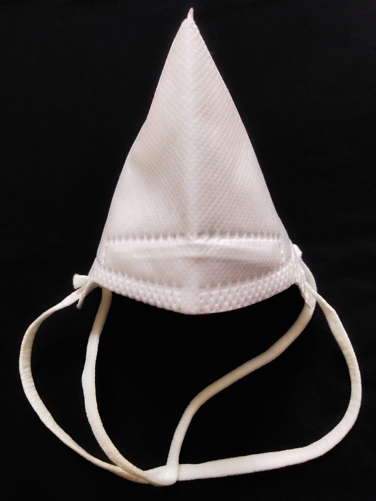 A traingular shape mask - PixaHive