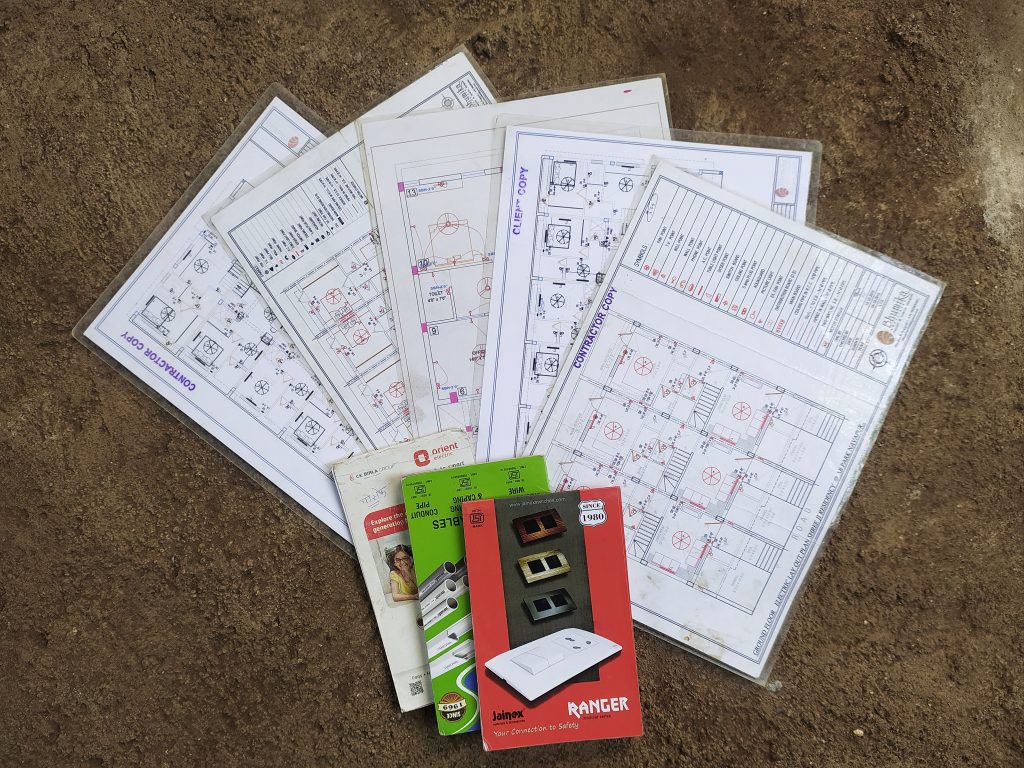 Engineering plans on paper - PixaHive