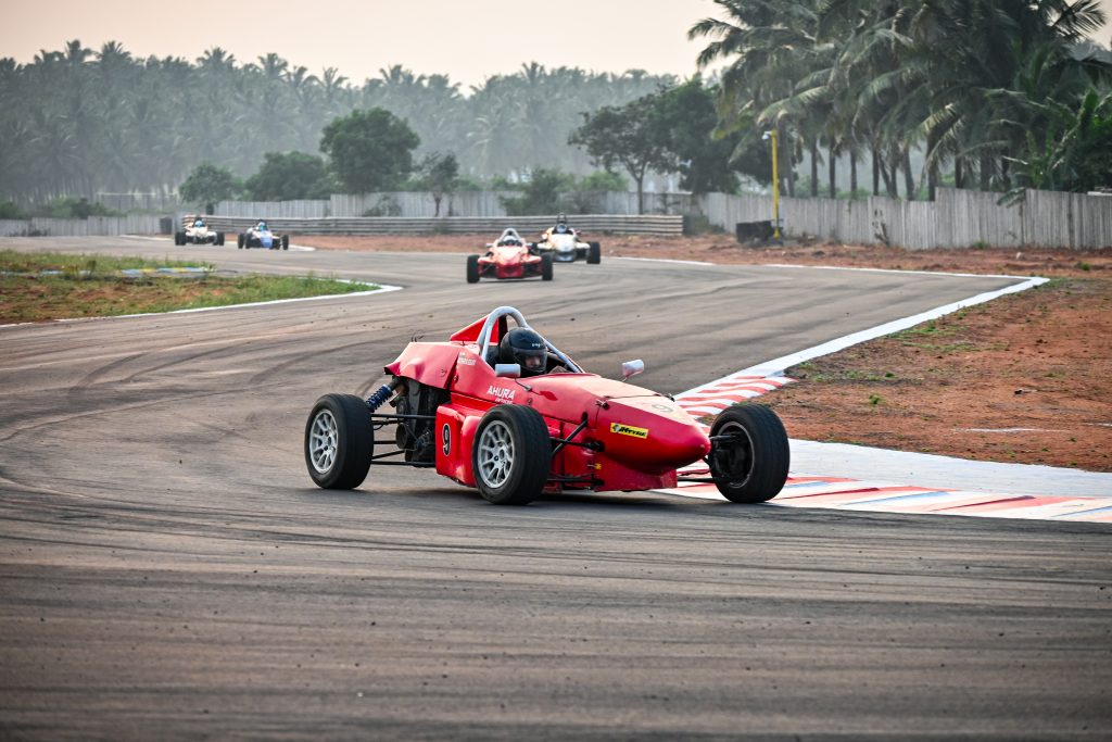 Formula 4 car in track - PixaHive