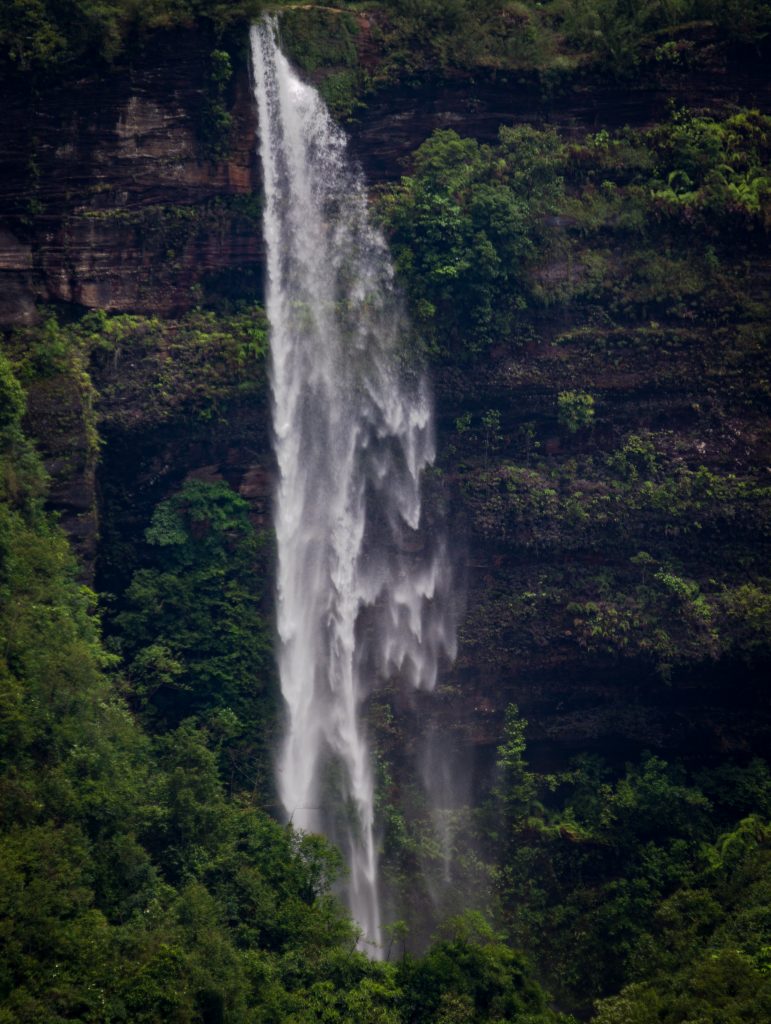 Giant Waterfall - PixaHive