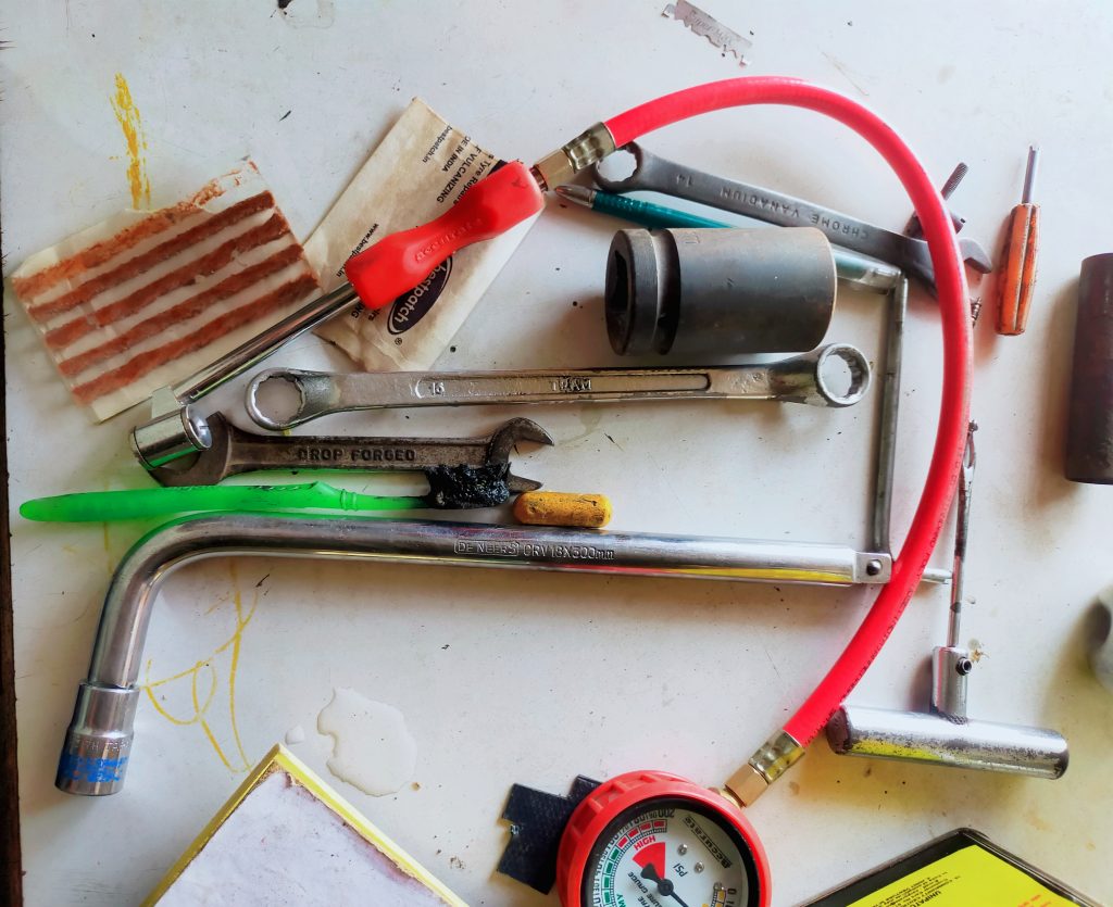 Mechanical tools - PixaHive