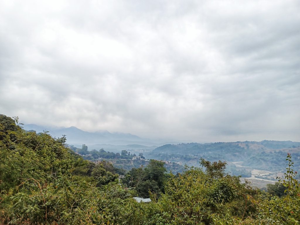 Mountain view and foggy weather - PixaHive