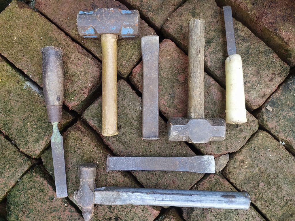 Tools of a construction worker - PixaHive