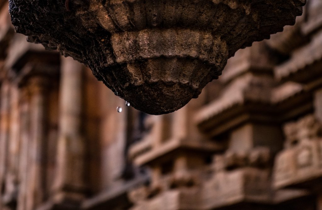 Water drops falling from a rock structure - PixaHive