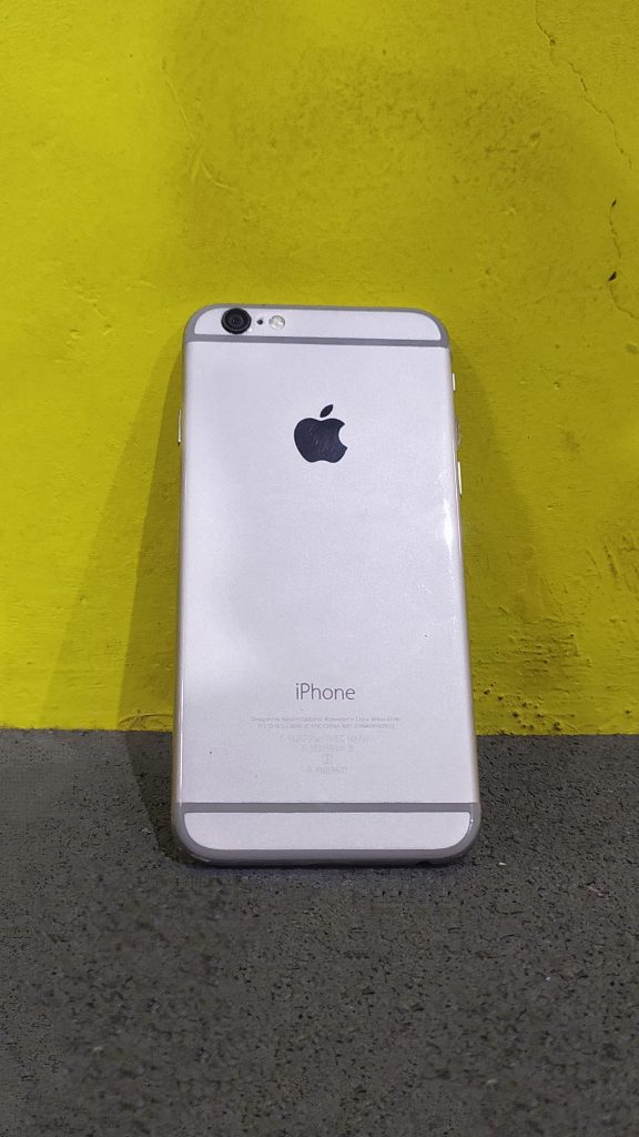 iPhone smartphone - PixaHive