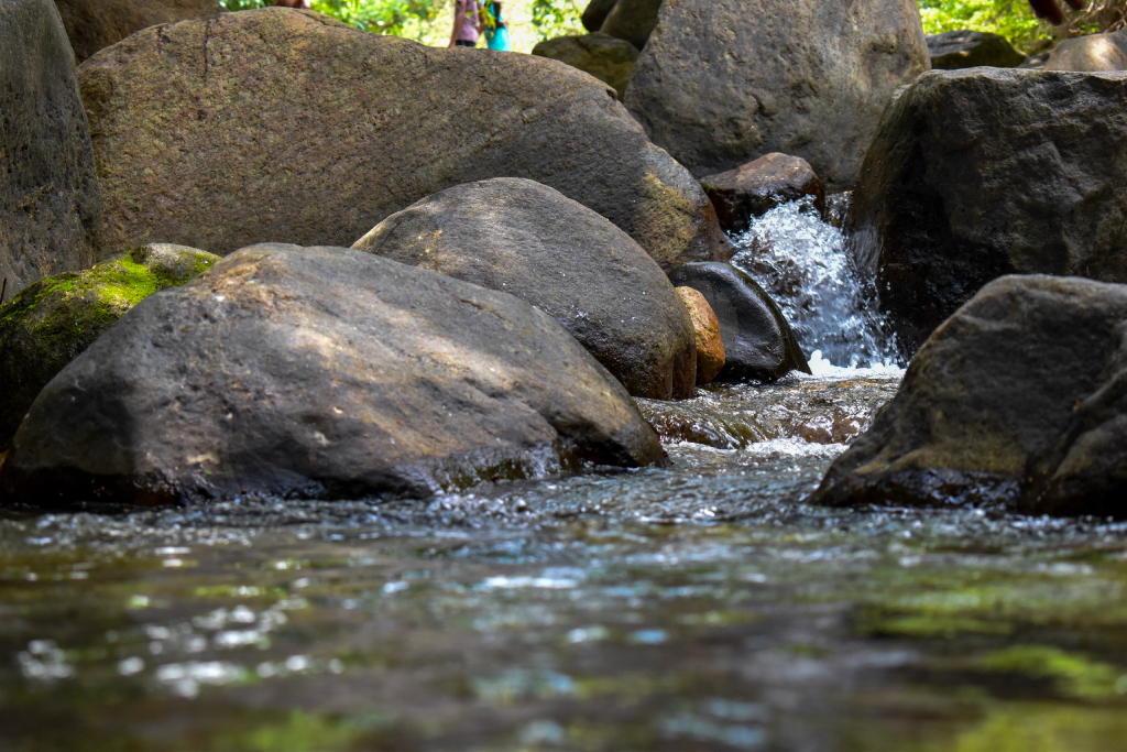 the flowing river - PixaHive