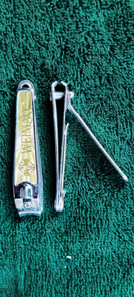 A nail cutter - PixaHive