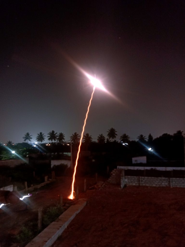 A rocket blasting - PixaHive