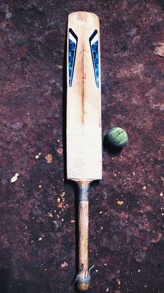 Ball and bat - PixaHive