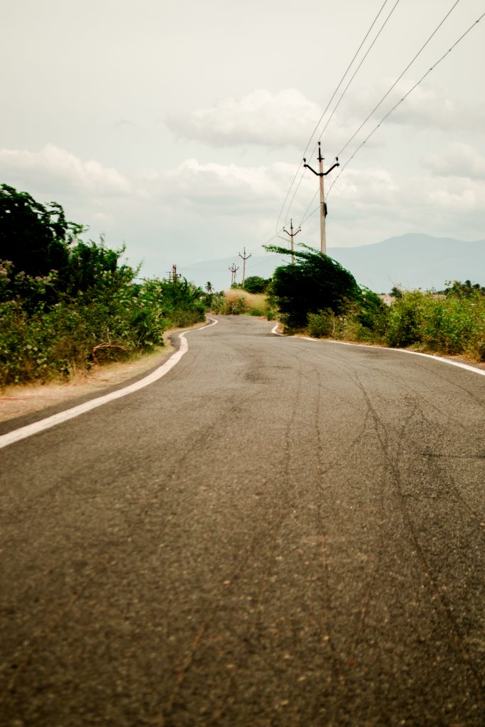 Curvy road - PixaHive