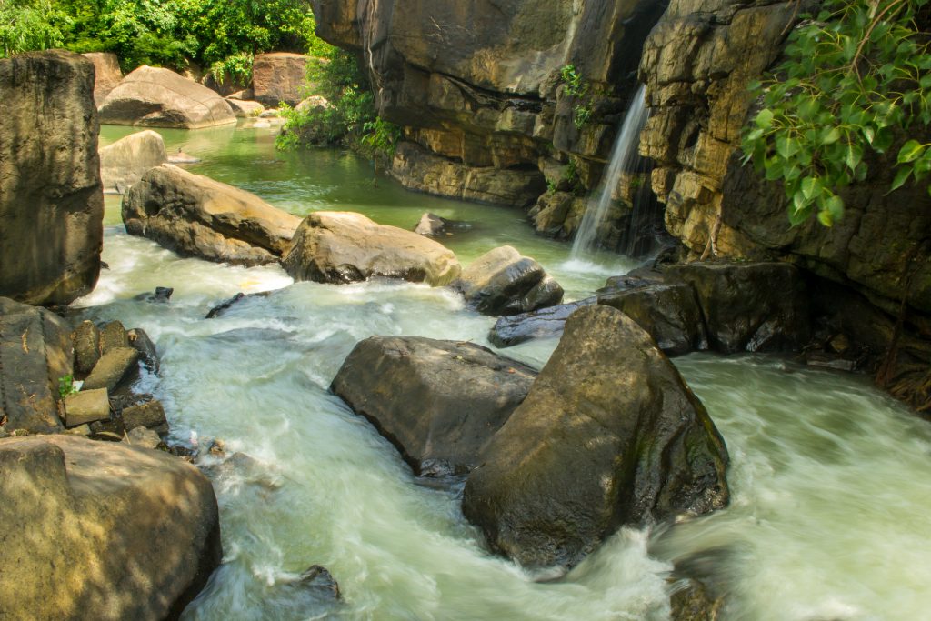 Flowing water stream - PixaHive