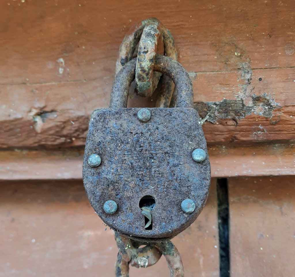 Old lock - PixaHive