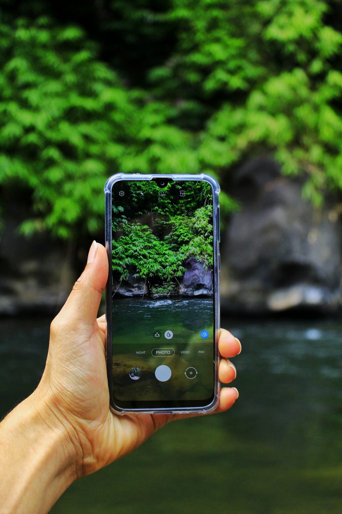 Capturing an image with smartphone - PixaHive