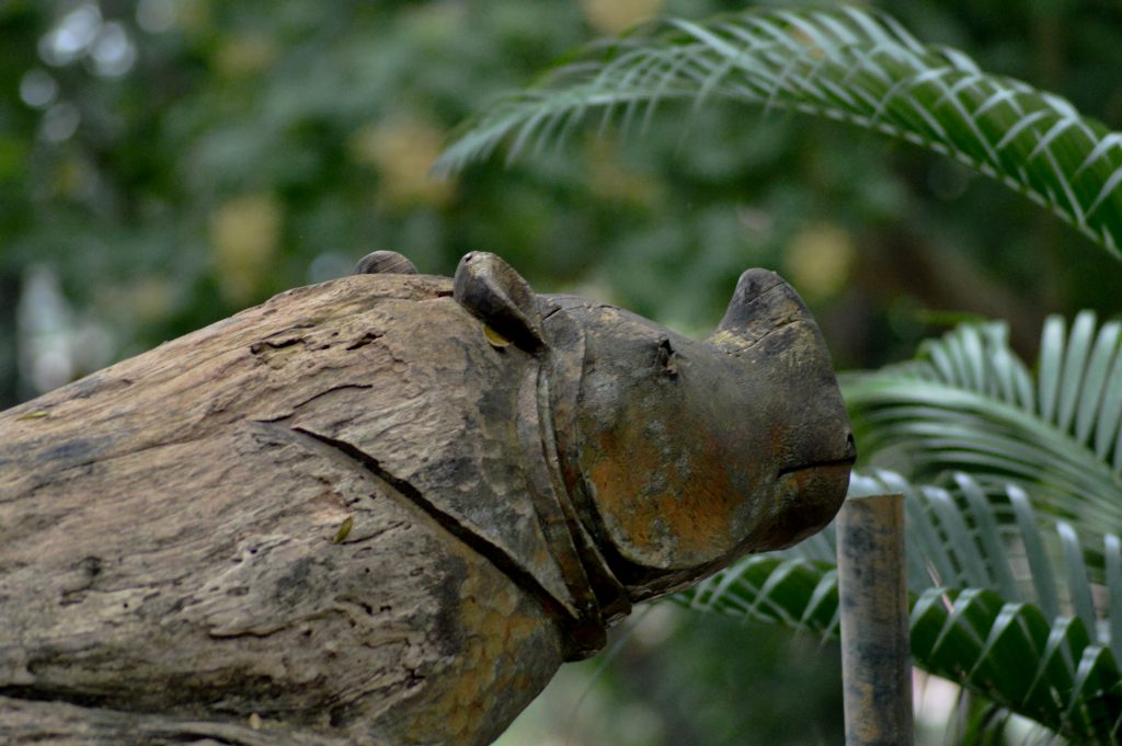 An animals statue - PixaHive