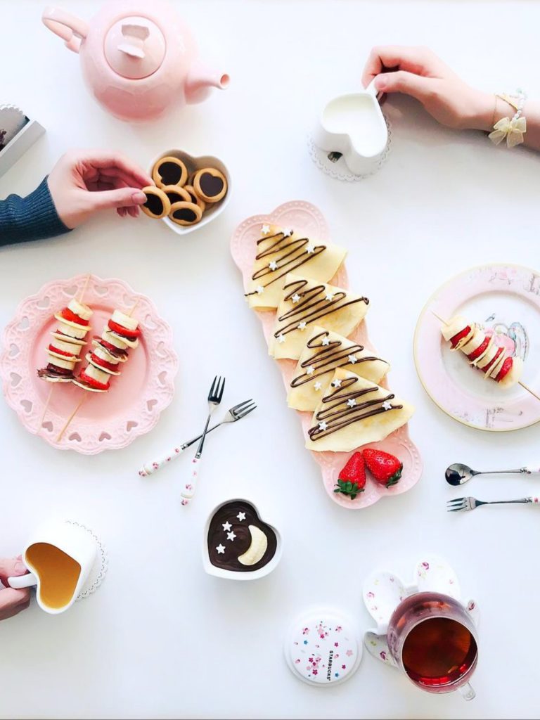 Edible things on a table - PixaHive