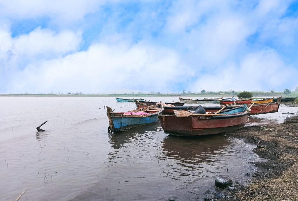 Fishing boats at a port - PixaHive