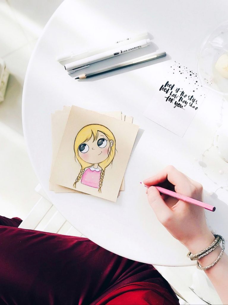 Making a girl's drawing - PixaHive