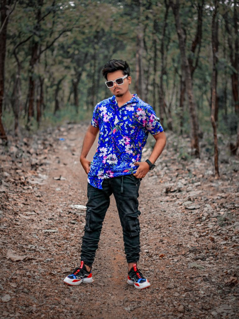 Boy posing in forest - PixaHive