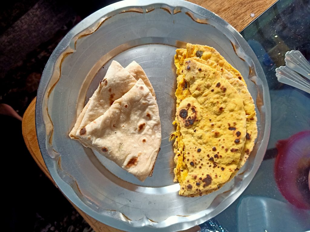 Roti and Besan Roti - PixaHive