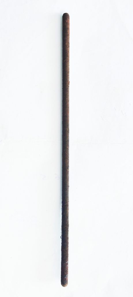A rusty metallic rod - PixaHive