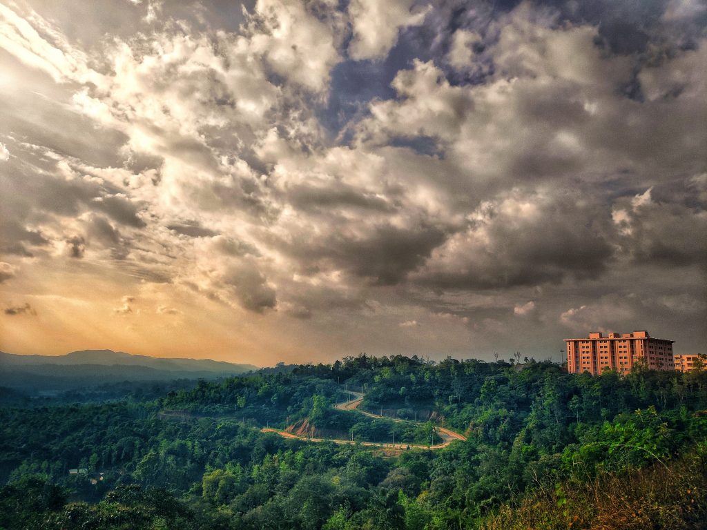 clouds and mountains - PixaHive