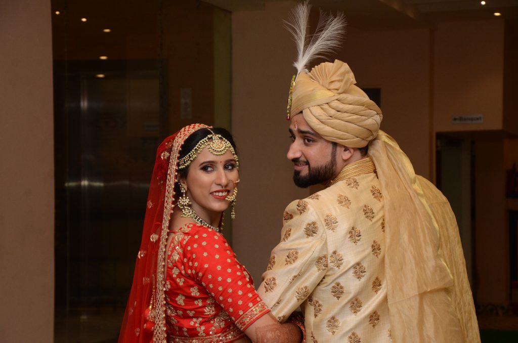 A happy Indian wedding couple - PixaHive
