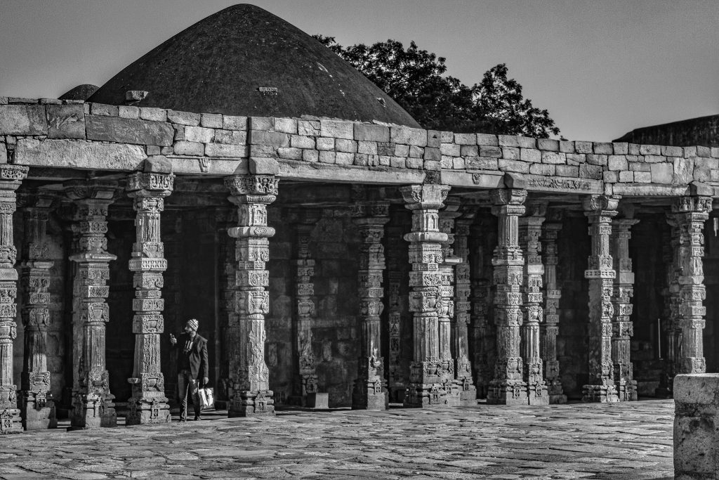 An historic building - PixaHive