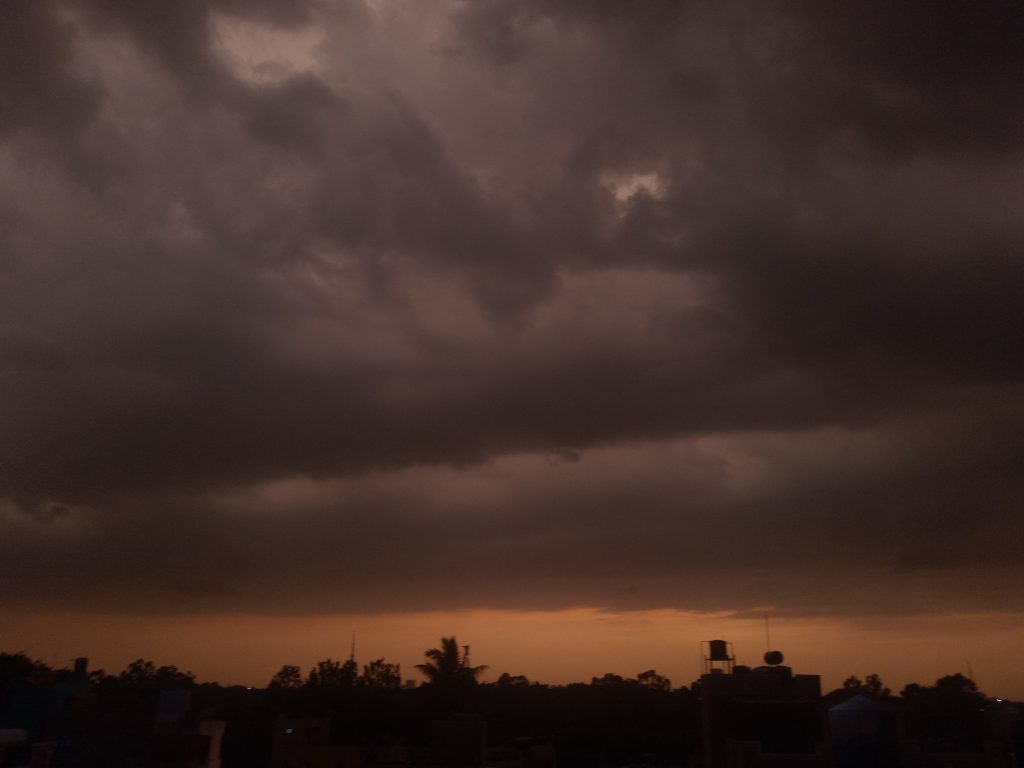 Dark clouds during evening - PixaHive