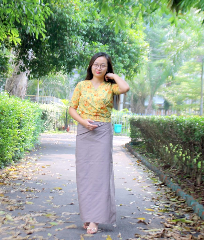 Female model posing in the garden - PixaHive