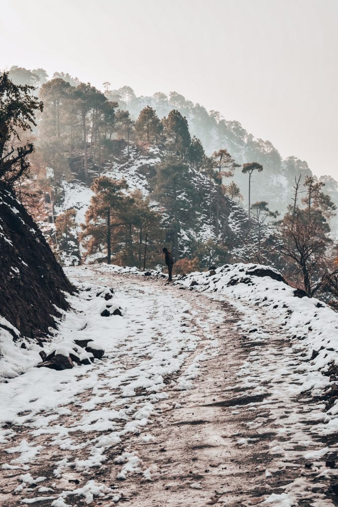 Frozen path in mountains - PixaHive
