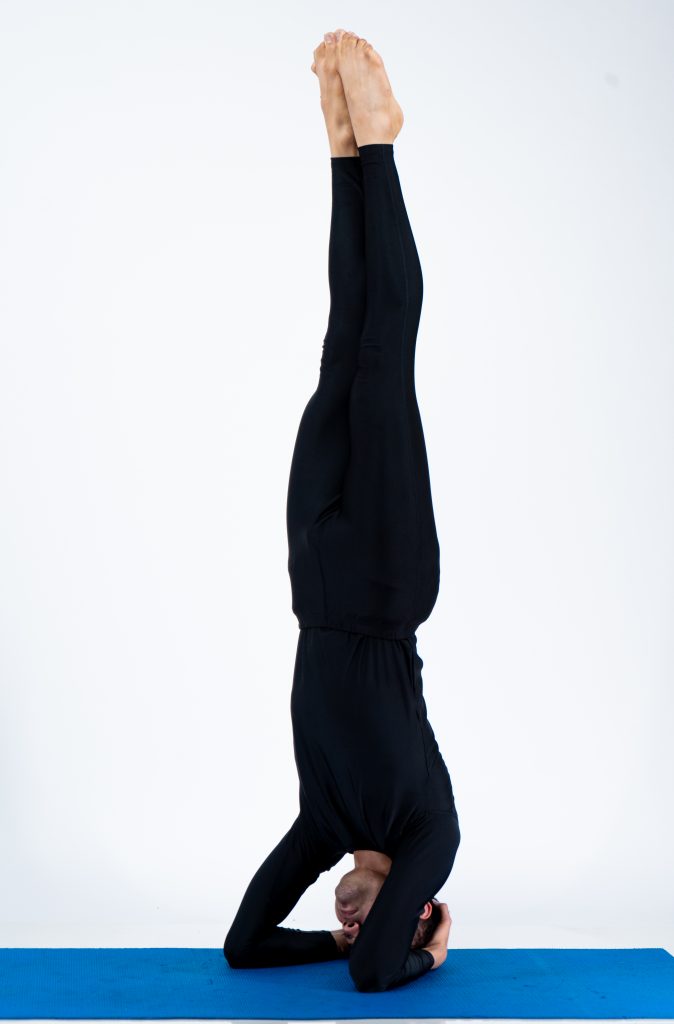Headstand - PixaHive