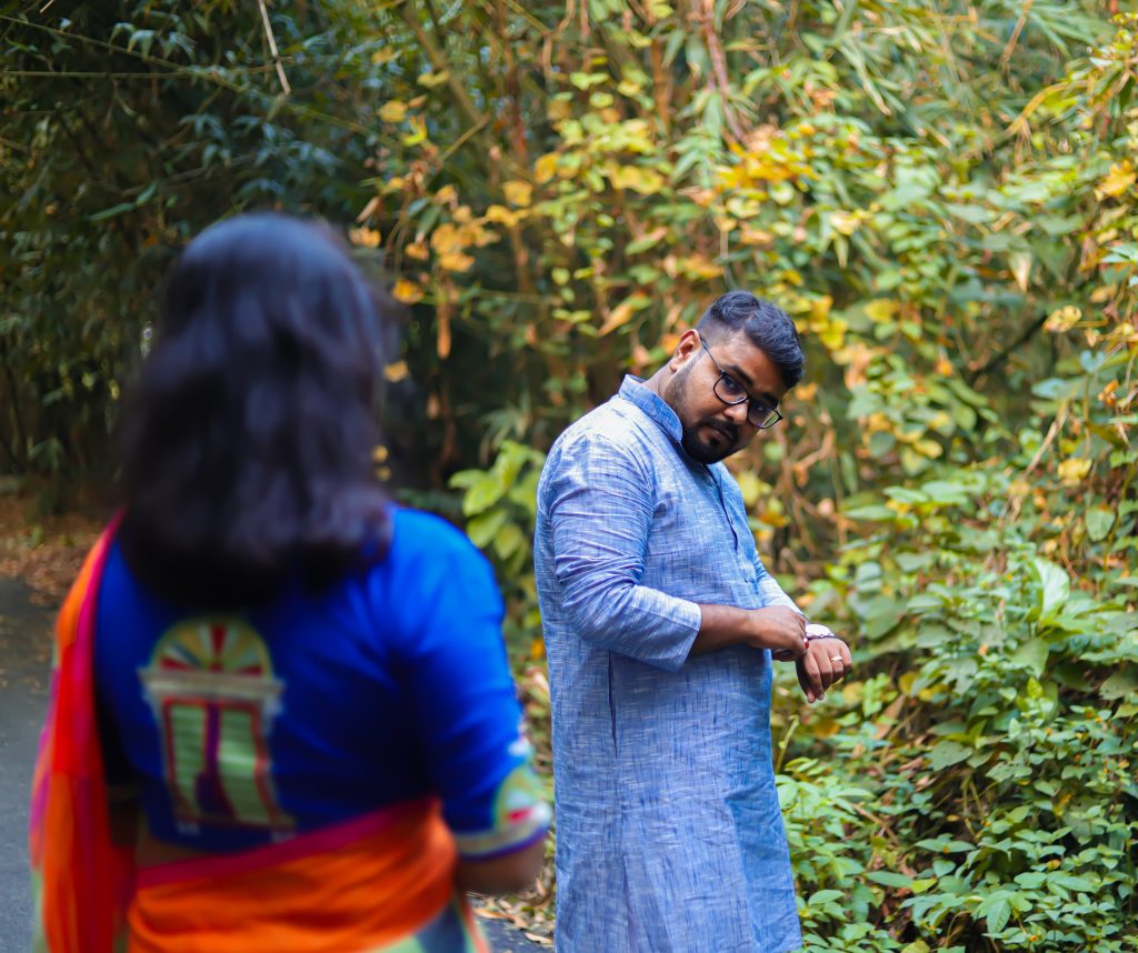 A couple in forest - PixaHive