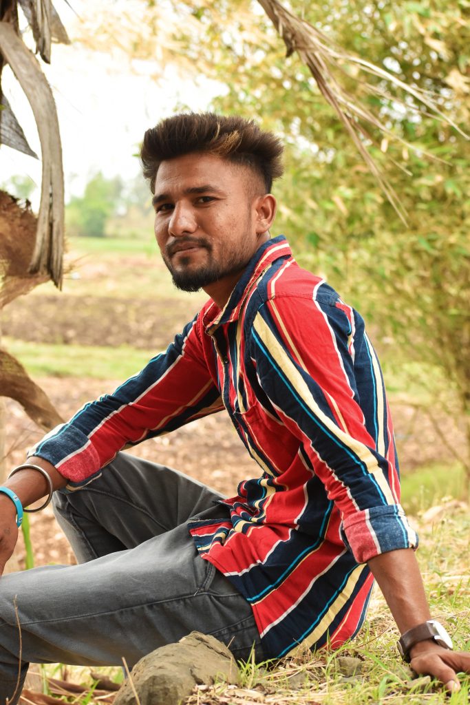 Model boy posing in farm - PixaHive