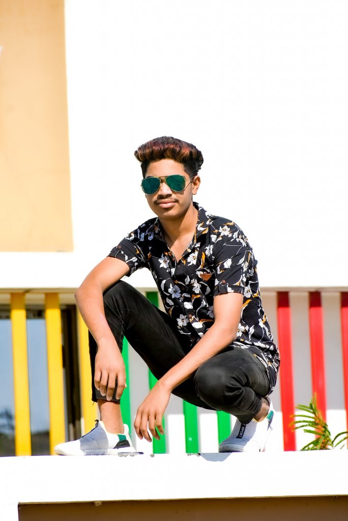 Stylish boy posing - PixaHive