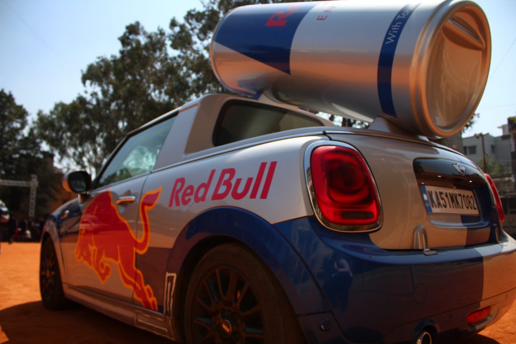Red bull mini cooper vehicle - PixaHive
