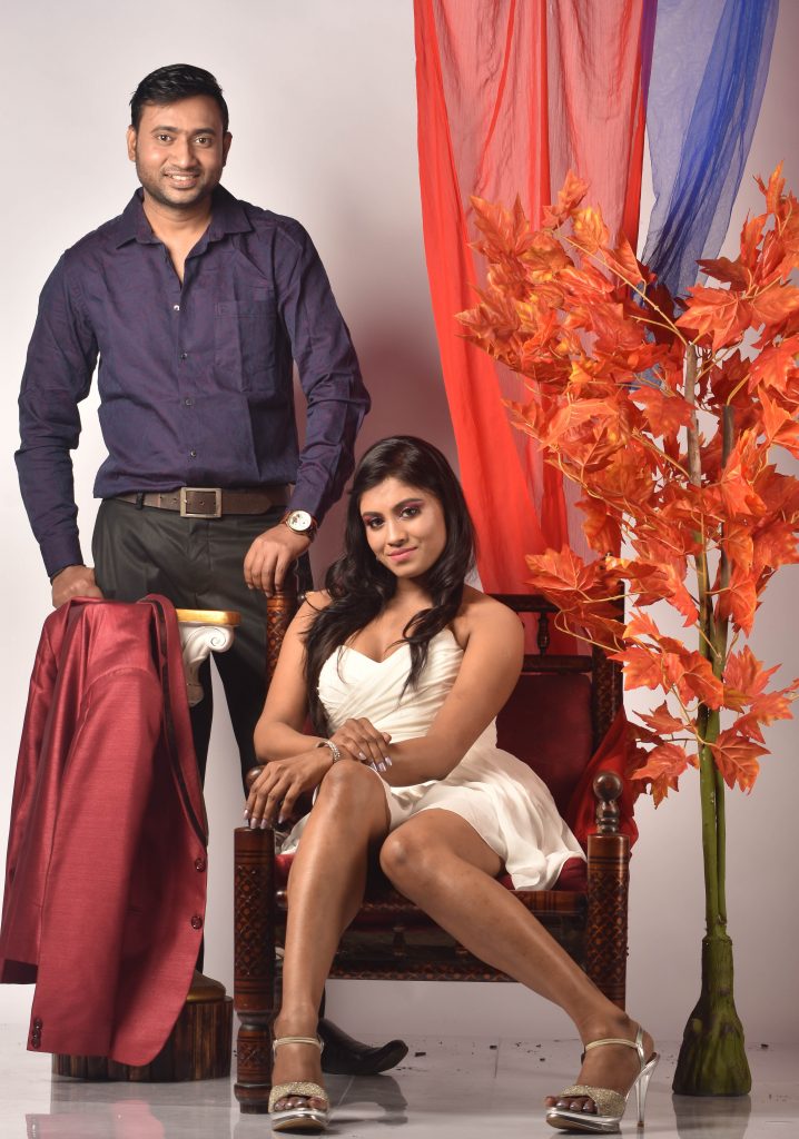 Modern couples - PixaHive