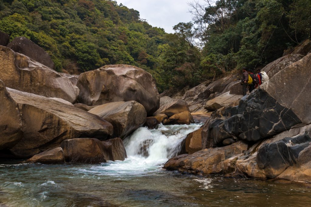 River flowing through rocks - PixaHive