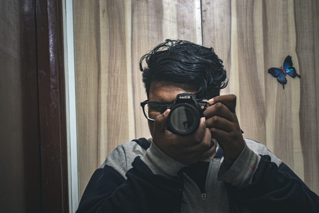 Capturing an image with DSLR Camera - PixaHive